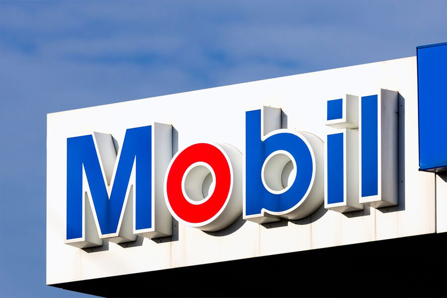 Mobil - South Lake Avenue